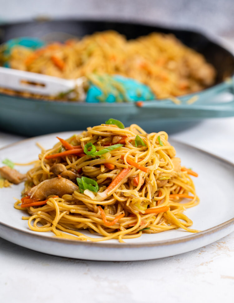 Chicken Chow Mein | Gimme Delicious