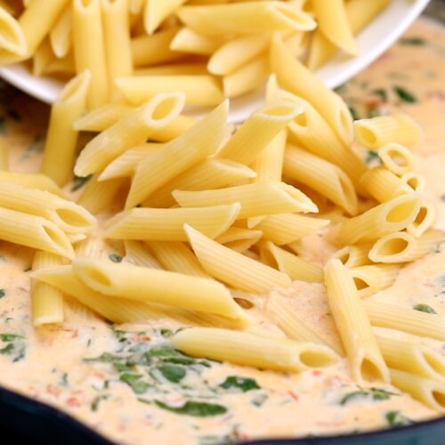 Creamy Garlic Chicken Pasta | Gimme Delicious