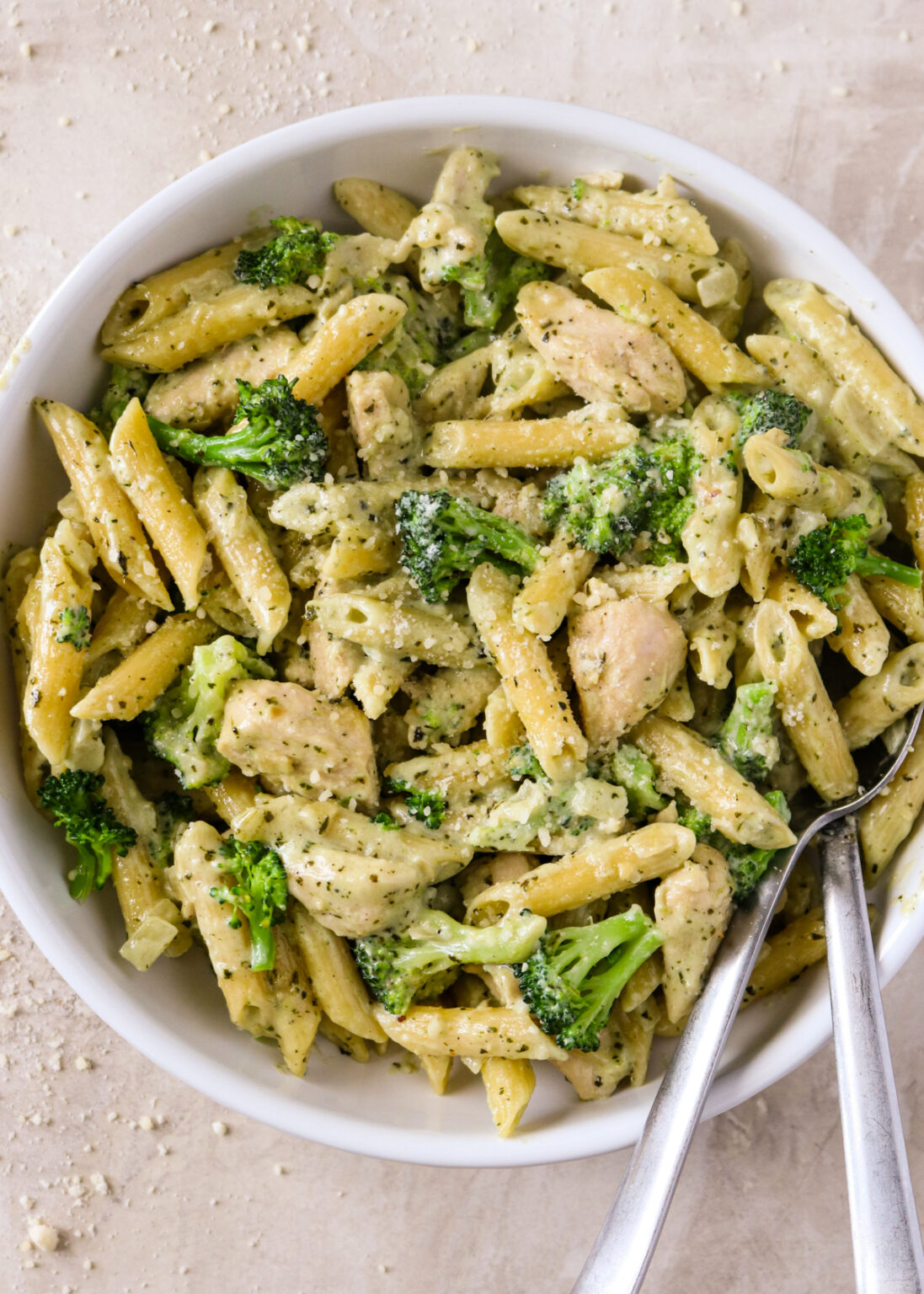 Chicken Pesto Pasta | Gimme Delicious