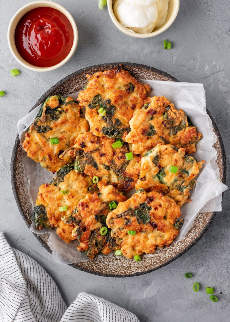 Cheesy Chicken and Spinach Fritters | Gimme Delicious