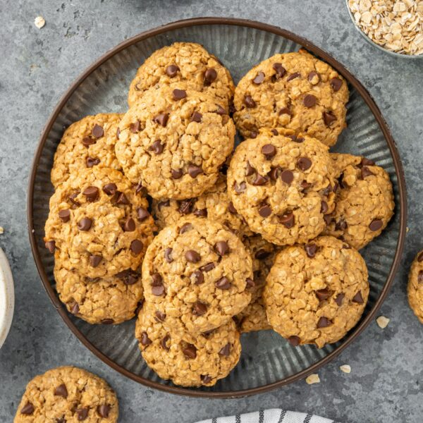 Peanut Butter Oatmeal Protein Cookies | Gimme Delicious