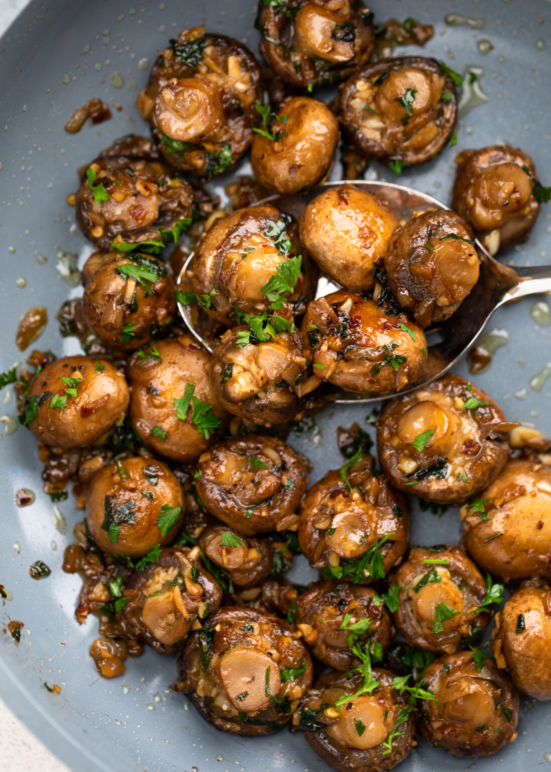 Garlic Butter Mushrooms | Gimme Delicious