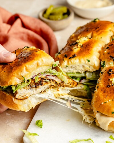Spicy Blackened Chicken Sliders | Gimme Delicious